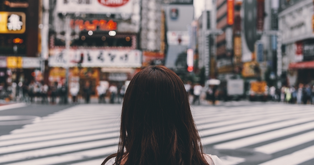 与自己对话:谢谢妳,选择勇敢走在自己的时区里|女人迷 Womany