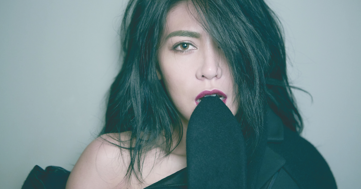 靈魂女聲艾怡良：人生是垂直活著，離開時就水平留戀著｜女人迷 Womany